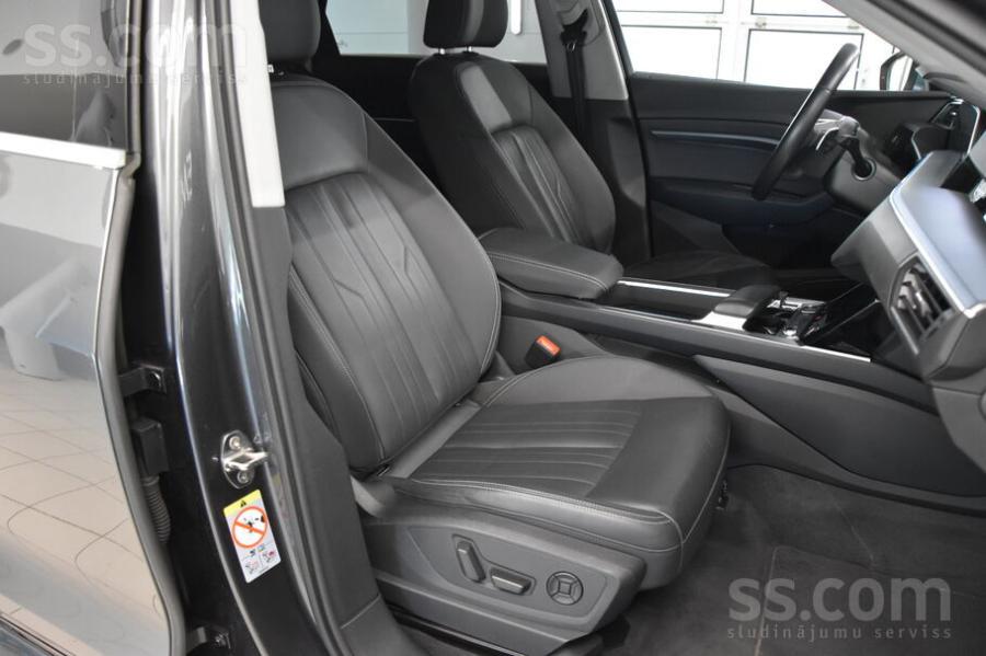 Pelēks Audi E-Tron 2020 Rīga, ar dzinēja tilpumu 0.00 L un nobraukumu 116 tūkst. km par 29990 €, foto 17 vietnē AUTOMOTO.COM.LV