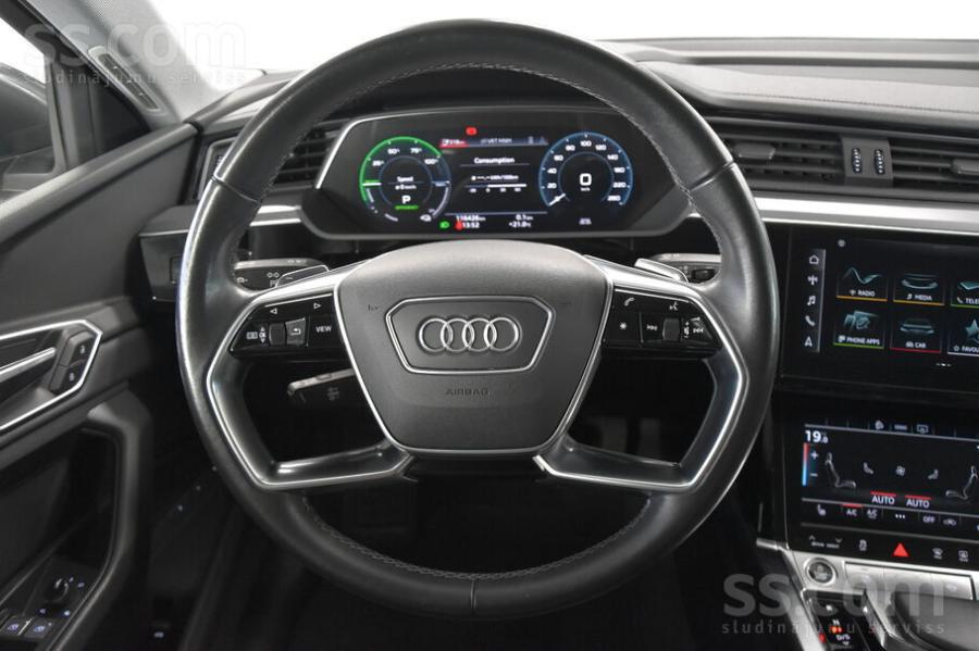 Pelēks Audi E-Tron 2020 Rīga, ar dzinēja tilpumu 0.00 L un nobraukumu 116 tūkst. km par 29990 €, foto 30 vietnē AUTOMOTO.COM.LV