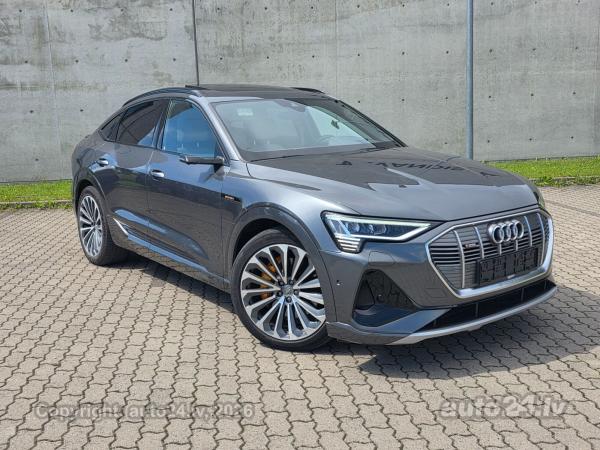 Grey Audi E-Tron 2020 in Viljandi, with an engine capacity of 0.00 L and mileage of 78 thousand km for 34999 €, photo 1 on AUTOMOTO.COM.LV