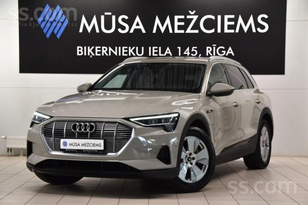 Pelēks Audi E-Tron 2020 Rīga, ar dzinēja tilpumu 0.00 L un nobraukumu 97 tūkst. km par 28990 €, foto 1 vietnē AUTOMOTO.COM.LV