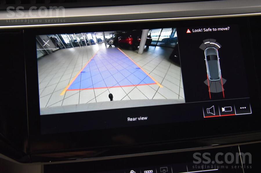 Grey Audi E-Tron 2020 in Riga, with an engine capacity of 0.00 L and mileage of 97 thousand km for 28990 €, photo 21 on AUTOMOTO.COM.LV