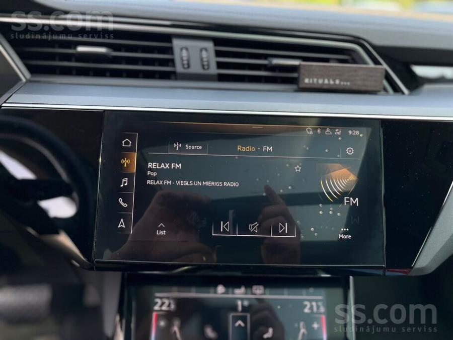 Grey Audi E-Tron 2020 in Valmiera, with an engine capacity of 0.00 L and mileage of 0 thousand km for 20500 €, photo 20 on AUTOMOTO.COM.LV