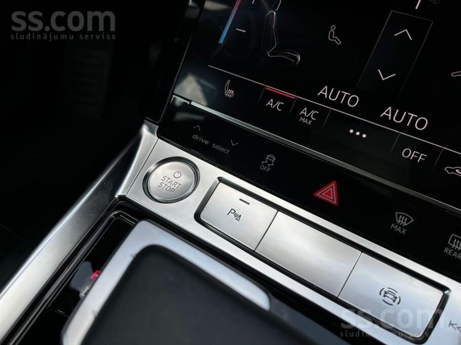 Grey Audi E-Tron 2020 in Valmiera, with an engine capacity of 0.00 L and mileage of 0 thousand km for 20500 €, photo 22 on AUTOMOTO.COM.LV