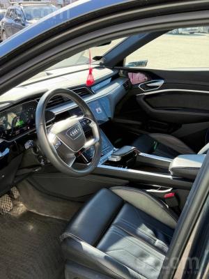Grey Audi E-Tron 2020 in Riga, with an engine capacity of 0.00 L and mileage of 88 thousand km for 35500 €, photo 15 on AUTOMOTO.COM.LV