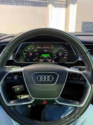 Grey Audi E-Tron 2020 in Riga, with an engine capacity of 0.00 L and mileage of 88 thousand km for 35500 €, photo 20 on AUTOMOTO.COM.LV