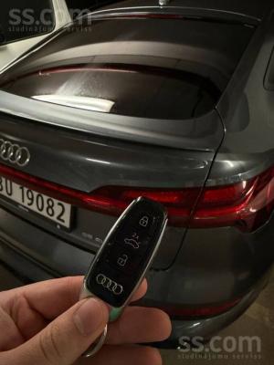 Grey Audi E-Tron 2020 in Riga, with an engine capacity of 0.00 L and mileage of 88 thousand km for 35500 €, photo 36 on AUTOMOTO.COM.LV