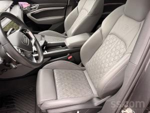 Pelēks Audi E-Tron 2020 Rīga, ar dzinēja tilpumu 0.00 L un nobraukumu 123 tūkst. km par 33900 €, foto 9 vietnē AUTOMOTO.COM.LV