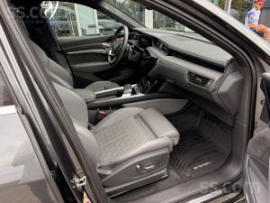 Pelēks Audi E-Tron 2020 Rīga, ar dzinēja tilpumu 0.00 L un nobraukumu 123 tūkst. km par 33900 €, foto 10 vietnē AUTOMOTO.COM.LV