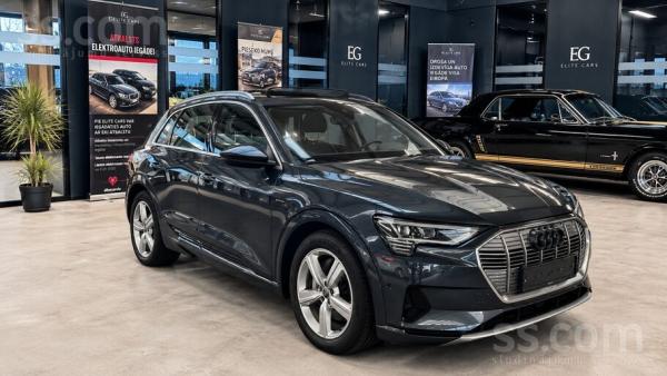 Pelēks Audi E-Tron 2020 Rīga, ar dzinēja tilpumu 0.00 L un nobraukumu 85 tūkst. km par 29990 €, foto 1 vietnē AUTOMOTO.COM.LV