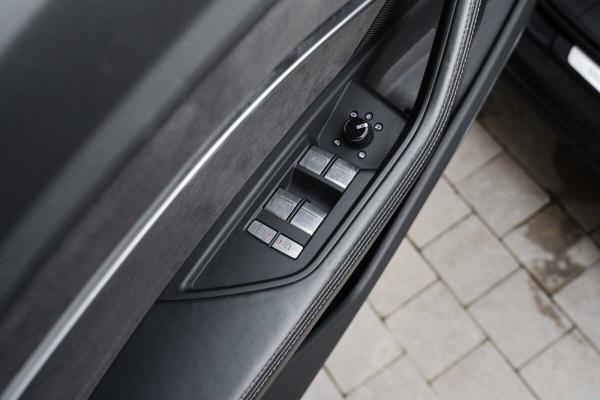 Pelēks Audi E-Tron 2020 Mārupe, ar dzinēja tilpumu 0.00 L un nobraukumu 76 tūkst. km par 34650 €, foto 9 vietnē AUTOMOTO.COM.LV