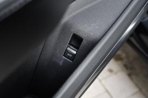 Grey Audi E-Tron 2020 in Marupe, with an engine capacity of 0.00 L and mileage of 76 thousand km for 34650 €, photo 11 on AUTOMOTO.COM.LV