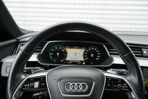 Grey Audi E-Tron 2020 in Marupe, with an engine capacity of 0.00 L and mileage of 76 thousand km for 34650 €, photo 14 on AUTOMOTO.COM.LV