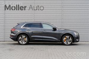 Grey Audi E-Tron 2020 in Riga, with an engine capacity of 0.00 L and mileage of 76 thousand km for 34650 €, photo 6 on AUTOMOTO.COM.LV