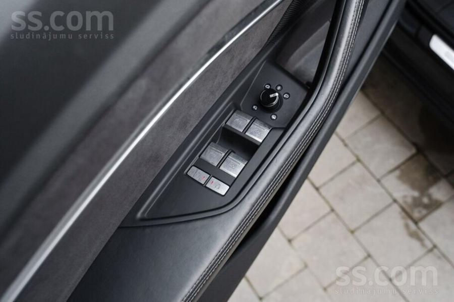 Grey Audi E-Tron 2020 in Riga, with an engine capacity of 0.00 L and mileage of 76 thousand km for 34650 €, photo 9 on AUTOMOTO.COM.LV