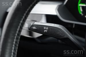 Grey Audi E-Tron 2020 in Riga, with an engine capacity of 0.00 L and mileage of 76 thousand km for 34650 €, photo 16 on AUTOMOTO.COM.LV