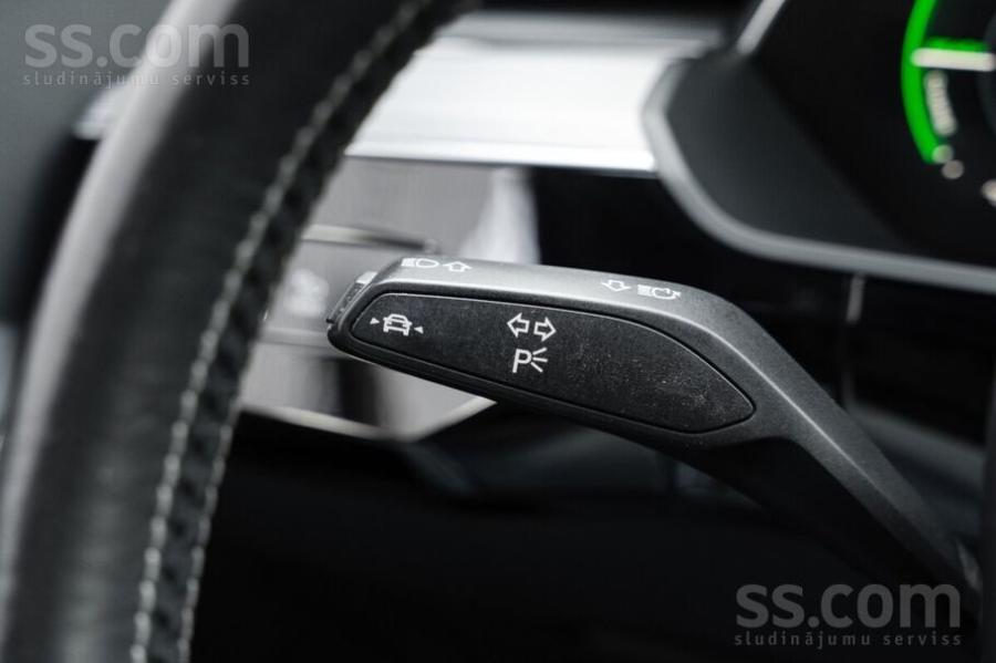 Grey Audi E-Tron 2020 in Riga, with an engine capacity of 0.00 L and mileage of 76 thousand km for 34650 €, photo 16 on AUTOMOTO.COM.LV
