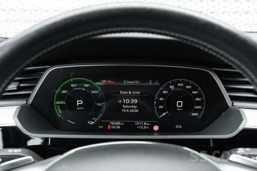 Grey Audi E-Tron 2020 in Riga, with an engine capacity of 0.00 L and mileage of 76 thousand km for 34650 €, photo 17 on AUTOMOTO.COM.LV