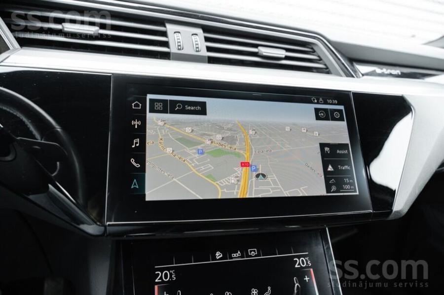 Grey Audi E-Tron 2020 in Riga, with an engine capacity of 0.00 L and mileage of 76 thousand km for 34650 €, photo 21 on AUTOMOTO.COM.LV