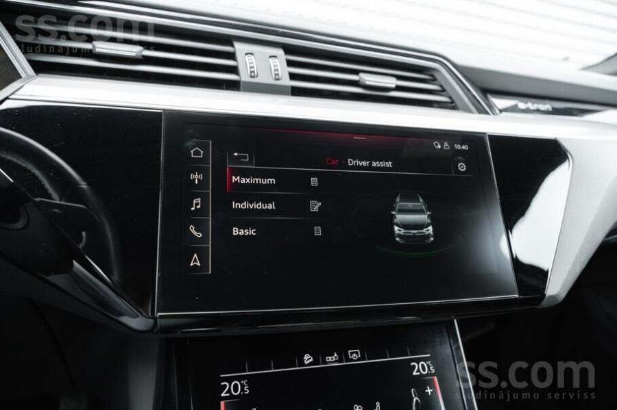 Grey Audi E-Tron 2020 in Riga, with an engine capacity of 0.00 L and mileage of 76 thousand km for 34650 €, photo 26 on AUTOMOTO.COM.LV