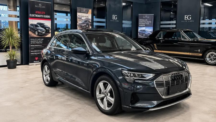 Grey Audi E-Tron 2020 in Marupe, with an engine capacity of 0.00 L and mileage of 85 thousand km for 29990 €, photo 1 on AUTOMOTO.COM.LV