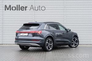 Pelēks Audi E-Tron 2021 Rīga, ar dzinēja tilpumu 0.00 L un nobraukumu 119 tūkst. km par 26250 €, foto 4 vietnē AUTOMOTO.COM.LV