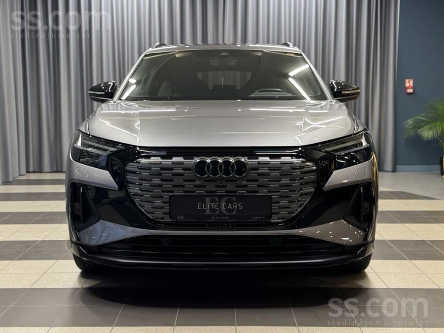 Grey Audi E-Tron 2021 in Riga, with an engine capacity of 0.00 L and mileage of 89 thousand km for 29990 €, photo 2 on AUTOMOTO.COM.LV
