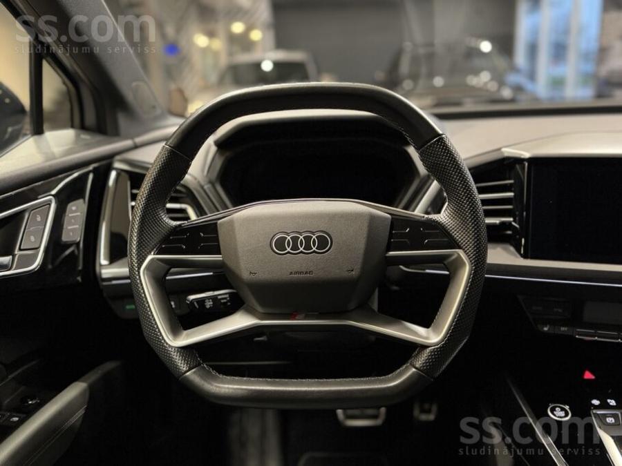 Grey Audi E-Tron 2021 in Riga, with an engine capacity of 0.00 L and mileage of 89 thousand km for 29990 €, photo 16 on AUTOMOTO.COM.LV