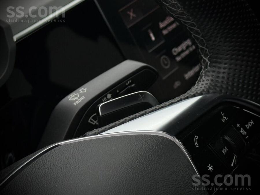 Grey Audi E-Tron 2021 in Tukums, with an engine capacity of 0.00 L and mileage of 160 thousand km for 26500 €, photo 17 on AUTOMOTO.COM.LV