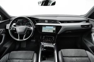 Grey Audi E-Tron 2021 in Riga, with an engine capacity of 0.00 L and mileage of 73 thousand km for 33900 €, photo 37 on AUTOMOTO.COM.LV