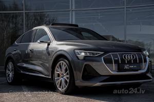 Grey Audi E-Tron 2021 in Tallinn, with an engine capacity of 0.00 L and mileage of 170 thousand km for 24500 €, photo  on AUTOMOTO.COM.LV