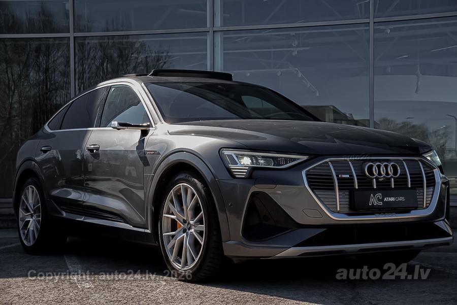 Grey Audi E-Tron 2021 in Tallinn, with an engine capacity of 0.00 L and mileage of 170 thousand km for 24500 €, photo 1 on AUTOMOTO.COM.LV