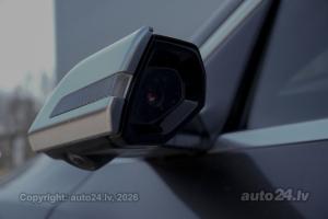Grey Audi E-Tron 2021 in Tallinn, with an engine capacity of 0.00 L and mileage of 170 thousand km for 24500 €, photo 10 on AUTOMOTO.COM.LV