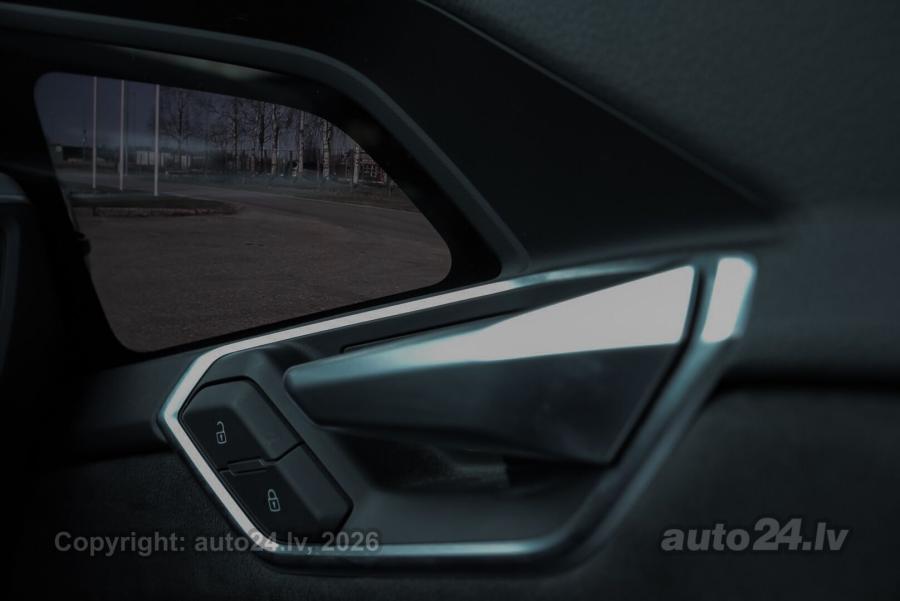 Grey Audi E-Tron 2021 in Tallinn, with an engine capacity of 0.00 L and mileage of 170 thousand km for 24500 €, photo 14 on AUTOMOTO.COM.LV