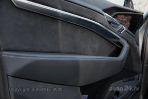 Grey Audi E-Tron 2021 in Tallinn, with an engine capacity of 0.00 L and mileage of 170 thousand km for 24500 €, photo 22 on AUTOMOTO.COM.LV
