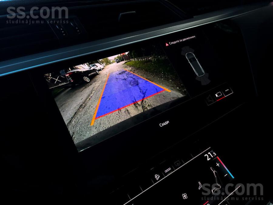Grey Audi E-Tron 2021 in Jelgava, with an engine capacity of 0.00 L and mileage of 166 thousand km for 23500 €, photo 21 on AUTOMOTO.COM.LV