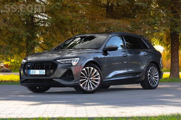 Pelēks Audi E-Tron 2021 Jelgava, ar dzinēja tilpumu 0.00 L un nobraukumu 167 tūkst. km par 26500 €, foto 1 vietnē AUTOMOTO.COM.LV