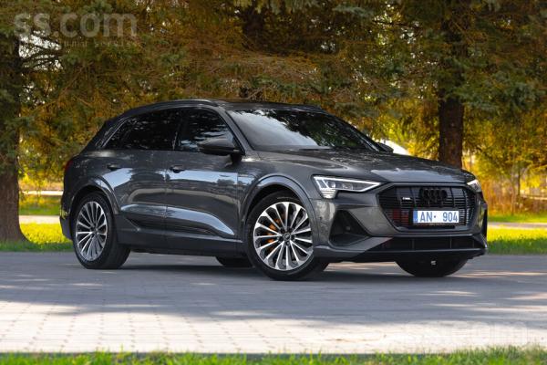 Pelēks Audi E-Tron 2021 Jelgava, ar dzinēja tilpumu 0.00 L un nobraukumu 167 tūkst. km par 26500 €, foto 2 vietnē AUTOMOTO.COM.LV