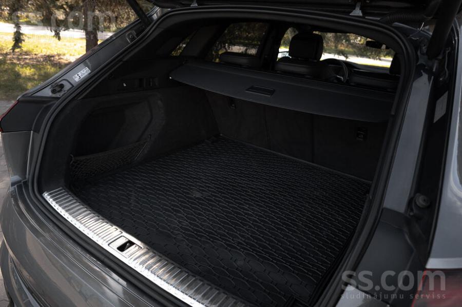 Pelēks Audi E-Tron 2021 Jelgava, ar dzinēja tilpumu 0.00 L un nobraukumu 167 tūkst. km par 26500 €, foto 14 vietnē AUTOMOTO.COM.LV