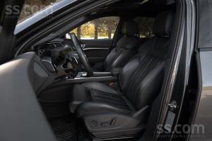 Pelēks Audi E-Tron 2021 Jelgava, ar dzinēja tilpumu 0.00 L un nobraukumu 167 tūkst. km par 26500 €, foto 24 vietnē AUTOMOTO.COM.LV