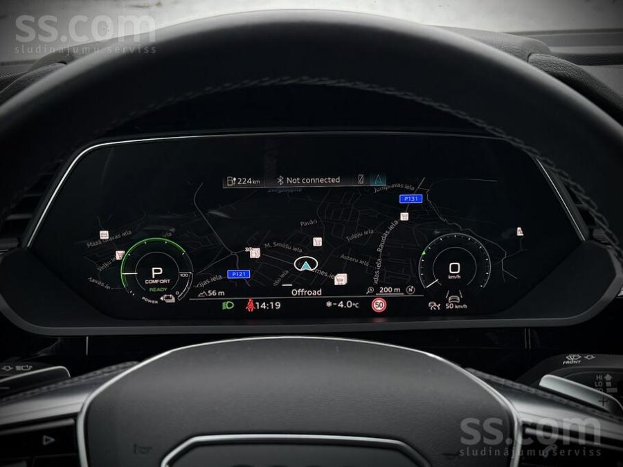 Pelēks Audi E-Tron 2021 Tukums, ar dzinēja tilpumu 0.00 L un nobraukumu 160 tūkst. km par 25990 €, foto 12 vietnē AUTOMOTO.COM.LV