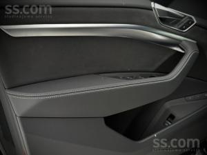 Pelēks Audi E-Tron 2021 Tukums, ar dzinēja tilpumu 0.00 L un nobraukumu 160 tūkst. km par 25990 €, foto 13 vietnē AUTOMOTO.COM.LV