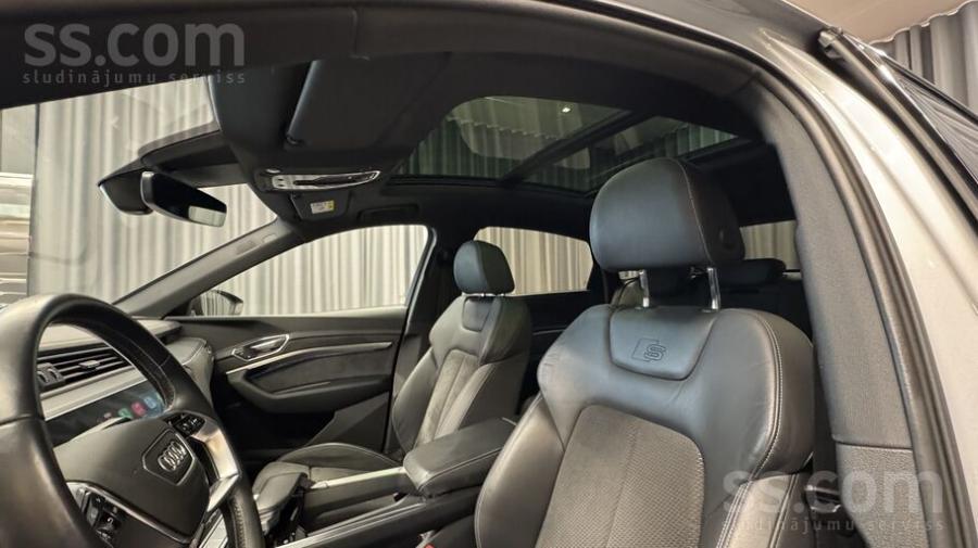Grey Audi E-Tron 2021 in Riga, with an engine capacity of 0.00 L and mileage of 87 thousand km for 27990 €, photo 24 on AUTOMOTO.COM.LV
