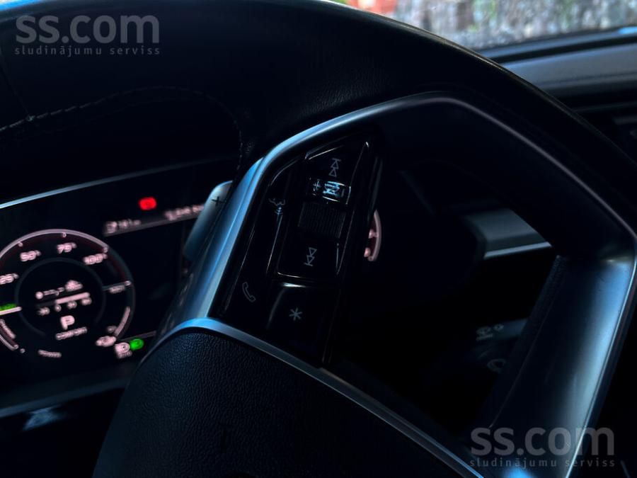 Серый Ауди E-Tron 2021 в Елгава, объемом двигателя 0.00 л и пробегом 166 тыс. км за 22990 €, фото 11 на AUTOMOTO.COM.LV