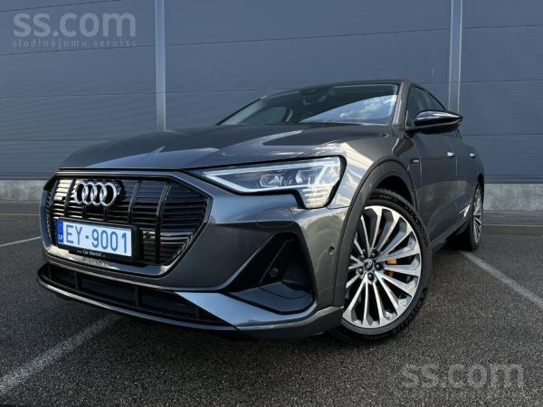 Pelēks Audi E-Tron 2021 Rīga, ar dzinēja tilpumu 0.00 L un nobraukumu 141 tūkst. km par 27990 €, foto 1 vietnē AUTOMOTO.COM.LV