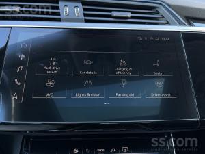 Pelēks Audi E-Tron 2021 Rīga, ar dzinēja tilpumu 0.00 L un nobraukumu 141 tūkst. km par 27990 €, foto 11 vietnē AUTOMOTO.COM.LV