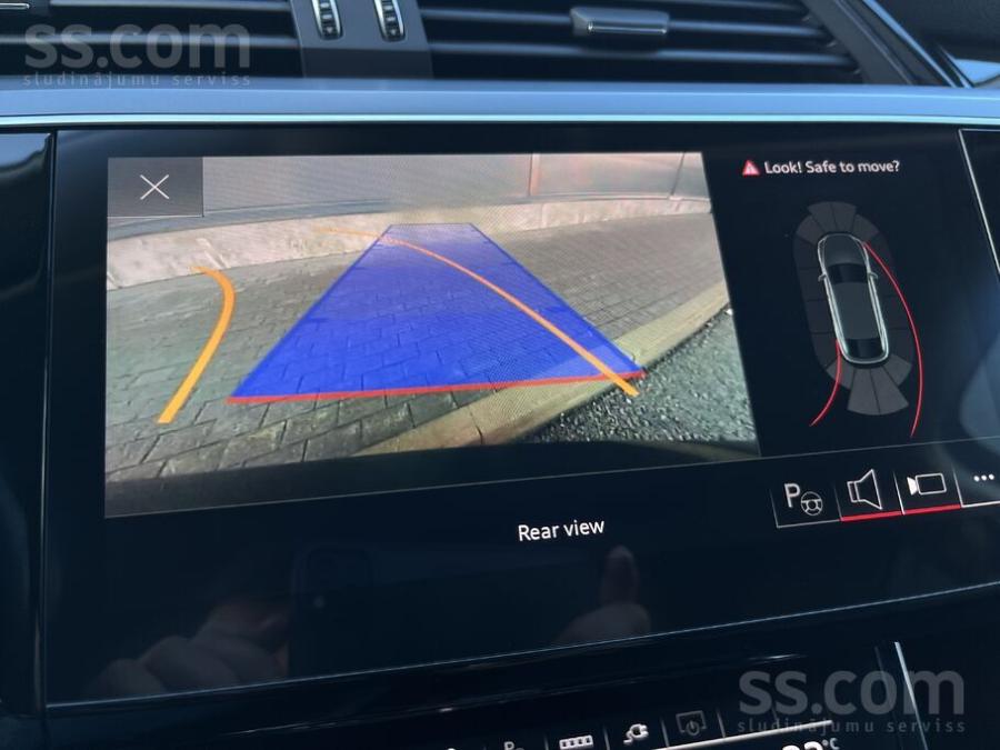 Pelēks Audi E-Tron 2021 Rīga, ar dzinēja tilpumu 0.00 L un nobraukumu 141 tūkst. km par 27990 €, foto 13 vietnē AUTOMOTO.COM.LV