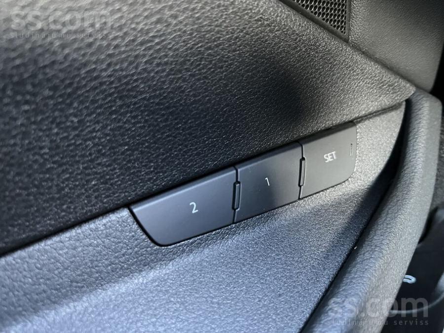 Pelēks Audi E-Tron 2021 Rīga, ar dzinēja tilpumu 0.00 L un nobraukumu 141 tūkst. km par 27990 €, foto 14 vietnē AUTOMOTO.COM.LV