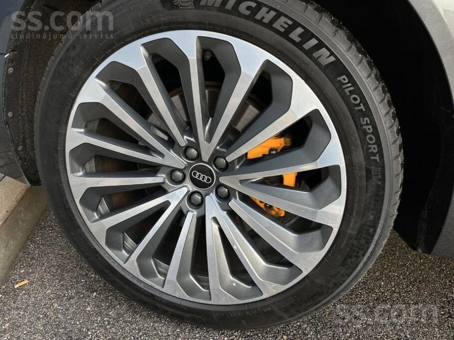 Pelēks Audi E-Tron 2021 Rīga, ar dzinēja tilpumu 0.00 L un nobraukumu 141 tūkst. km par 27990 €, foto 22 vietnē AUTOMOTO.COM.LV