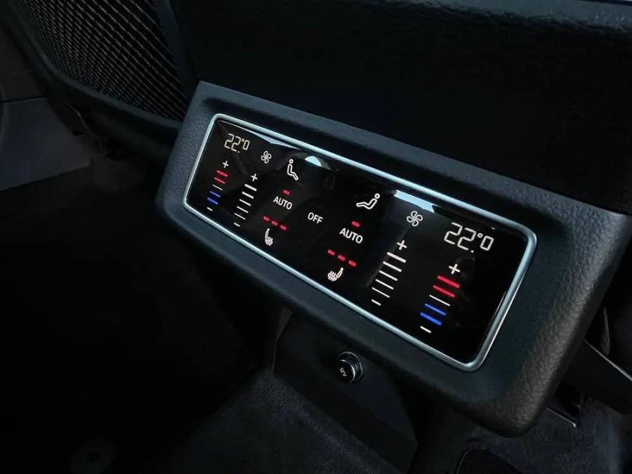 Pelēks Audi E-Tron 2021 Rīga, ar dzinēja tilpumu 0.00 L un nobraukumu 141 tūkst. km par 27990 €, foto 14 vietnē AUTOMOTO.COM.LV