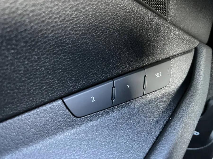 Pelēks Audi E-Tron 2021 Rīga, ar dzinēja tilpumu 0.00 L un nobraukumu 141 tūkst. km par 27990 €, foto 15 vietnē AUTOMOTO.COM.LV